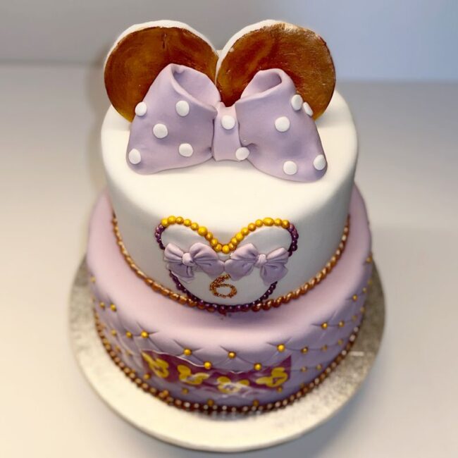 Minnie Mouse Torte – 1-, 2- oder 3-stöckige Fondant-Torte mit goldenen ...