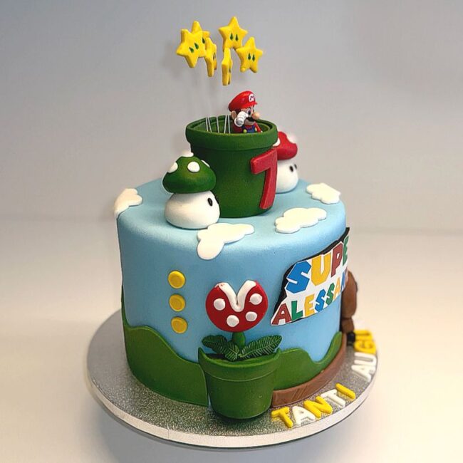 Super Mario Torte hier online bestelle - Eva Torten
